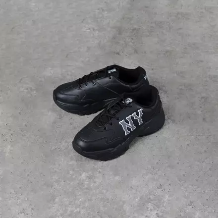 Topi dan Pakaian MLB Original di ZALORA