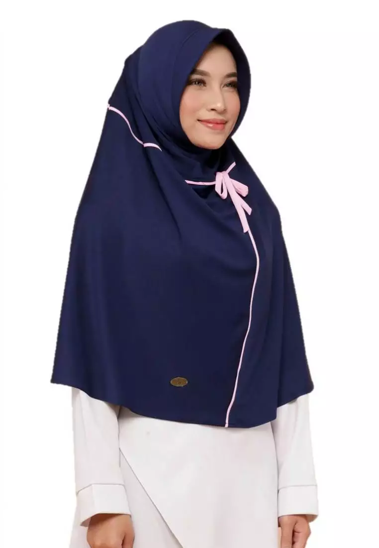 Jual First Hijab Hanum Khimar Instan In Navy Original 2024 | ZALORA Indonesia