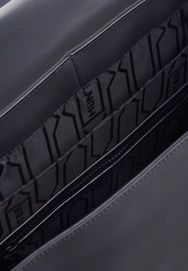 Buy Hunter Boots ORIGINAL RUBBERISED LARGE BACKPACK 2025 Online | ZALORA