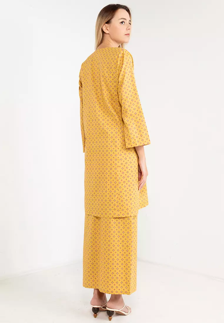 Buy Butik Sireh Pinang Baju Kurung Pahang Warda Online | ZALORA Malaysia