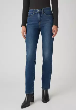Buy Levis Jeans For Women @ ZALORA SG