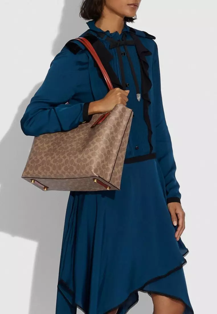Buy Coach Willow Tote Bag In Signature Canvas C0693 2026 Online | ZALORA