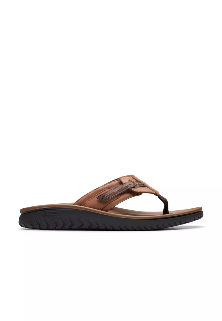 Buy CLARKS Mens Wesley Sun Flip Flop - Light Tan Lea 2025 Online | ZALORA