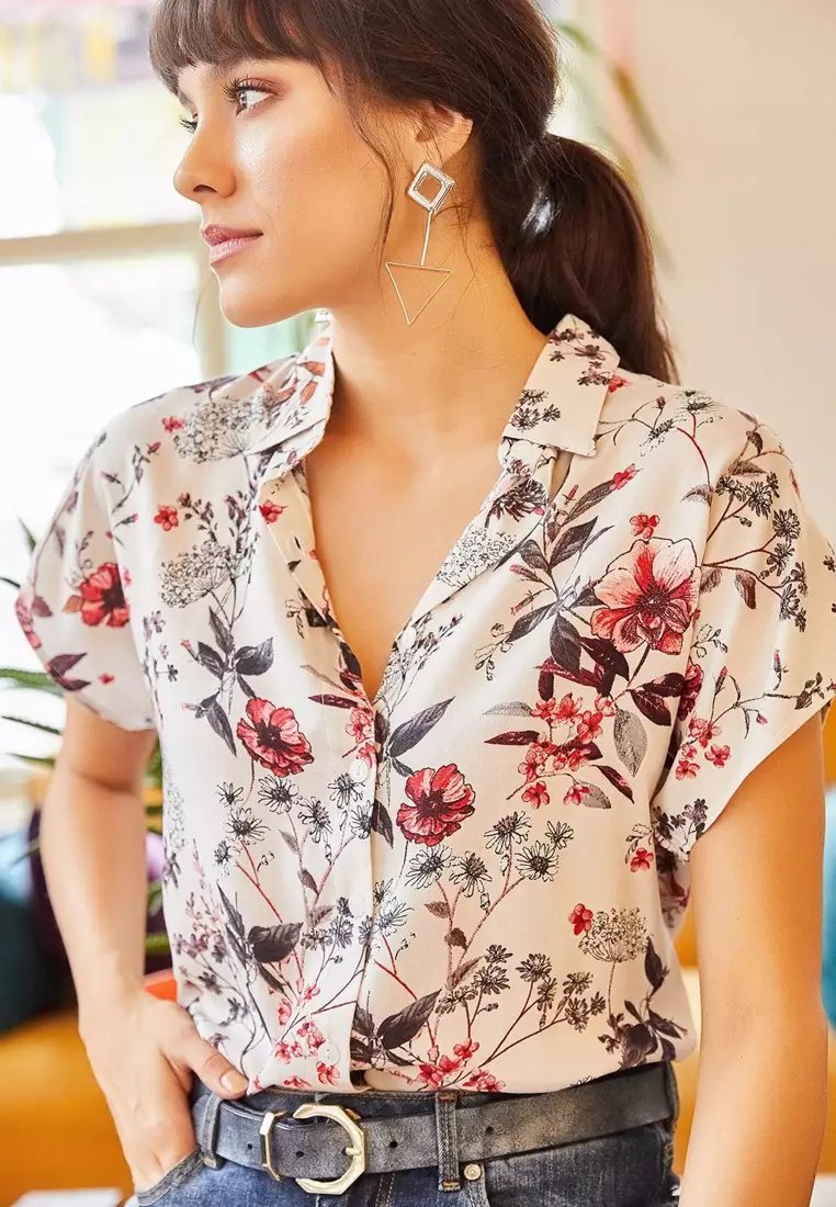 Jual Olalook Floral Bat Shirt Original 2025 | ZALORA Indonesia