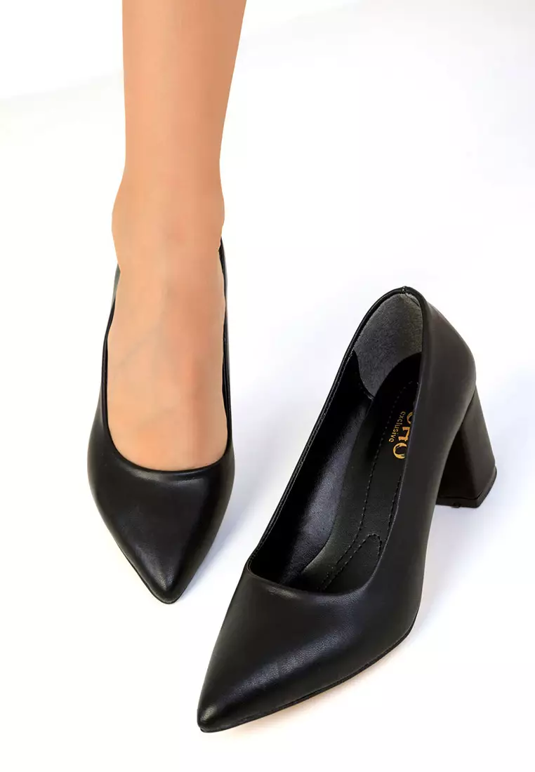 Jual Soho Pointed Toe Block Heels Original 2024 | ZALORA Indonesia