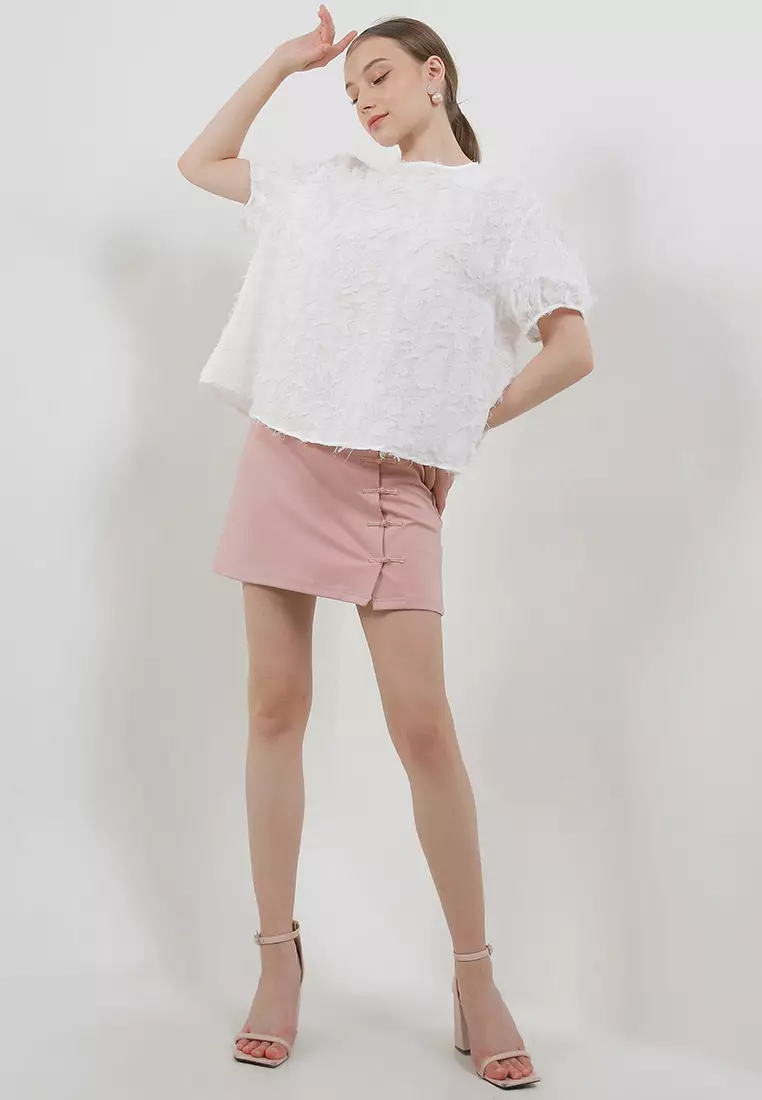 Jual Icons Puff Sleeves Furry Jacquard Blouse Original 2025 | ZALORA Indonesia