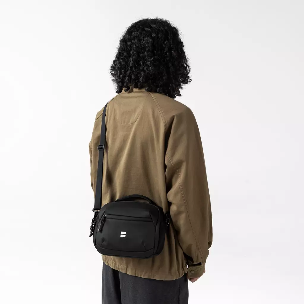 Jual Bodypack Caption Camera Shoulder Bag Tas Kamera Travel Outdoor ...