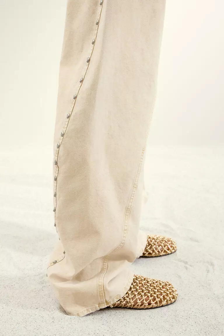 Jual H&M Mules Original 2026 | ZALORA Indonesia