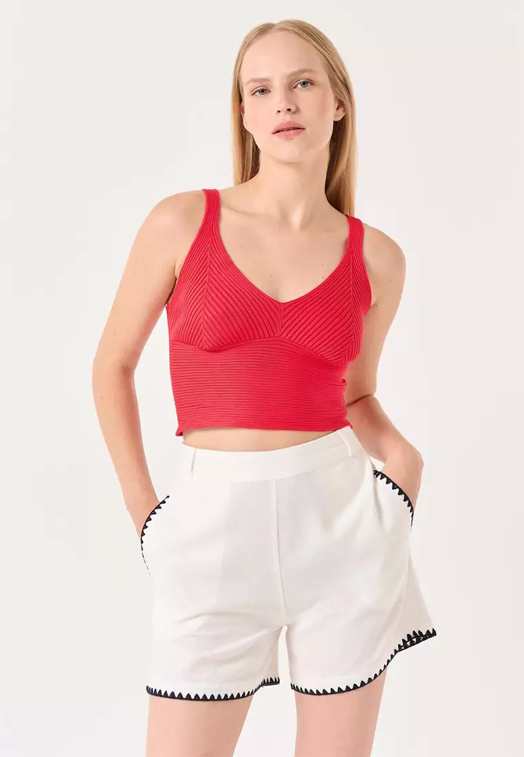 網上選購 Jimmy Key Jimmy Key White Low Waist Linen Shorts with Pockets 2024 ...