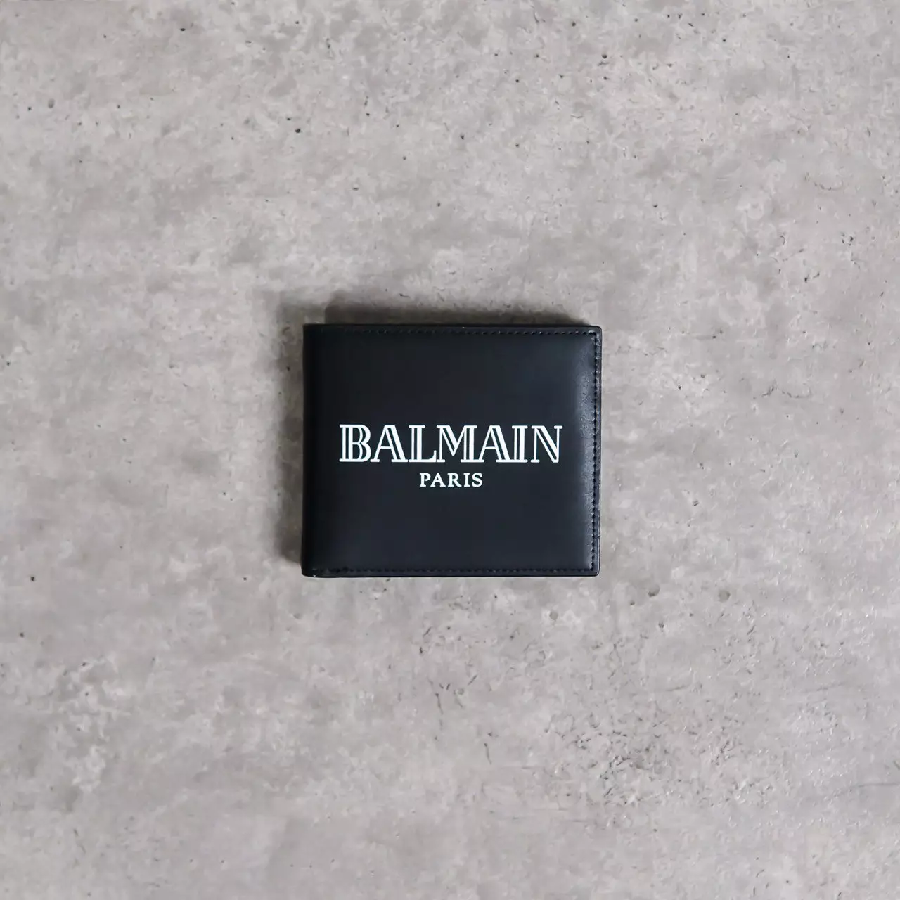 Jual Balmain Dompet BALMAIN TEXT WHITE BLACK WALLET 100% ORIGINAL ...