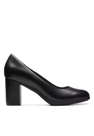 Clarks | Men & Women Footwear | ZALORA Philippines