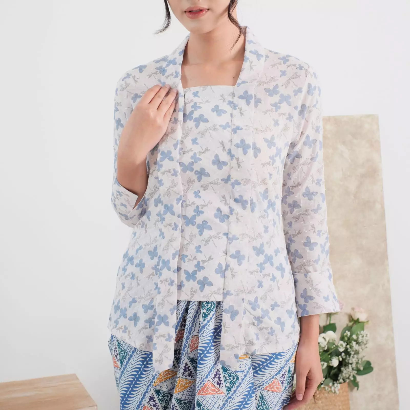 Jual Khalisa Batik Kebaya Kutu Baru Modern Paris Rubiah by Khalisa ...