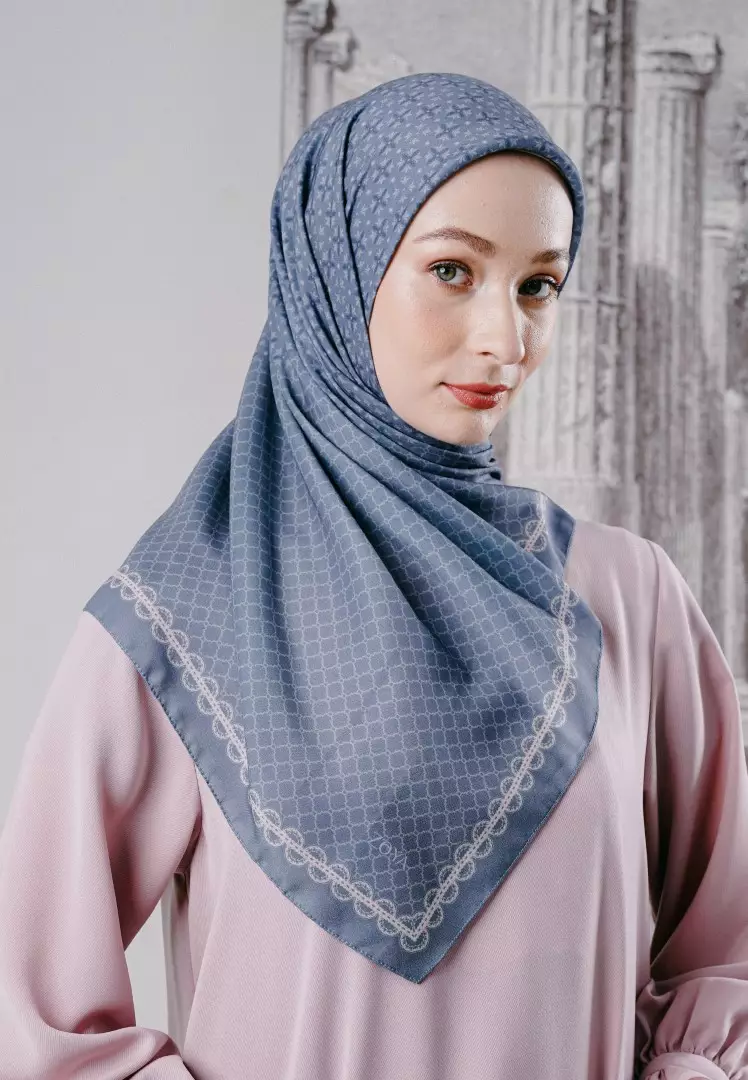 Jual ZOYA Zoya LUNARIA Scarf Blue - Kerudung Hijab Segiempat Motif With ...
