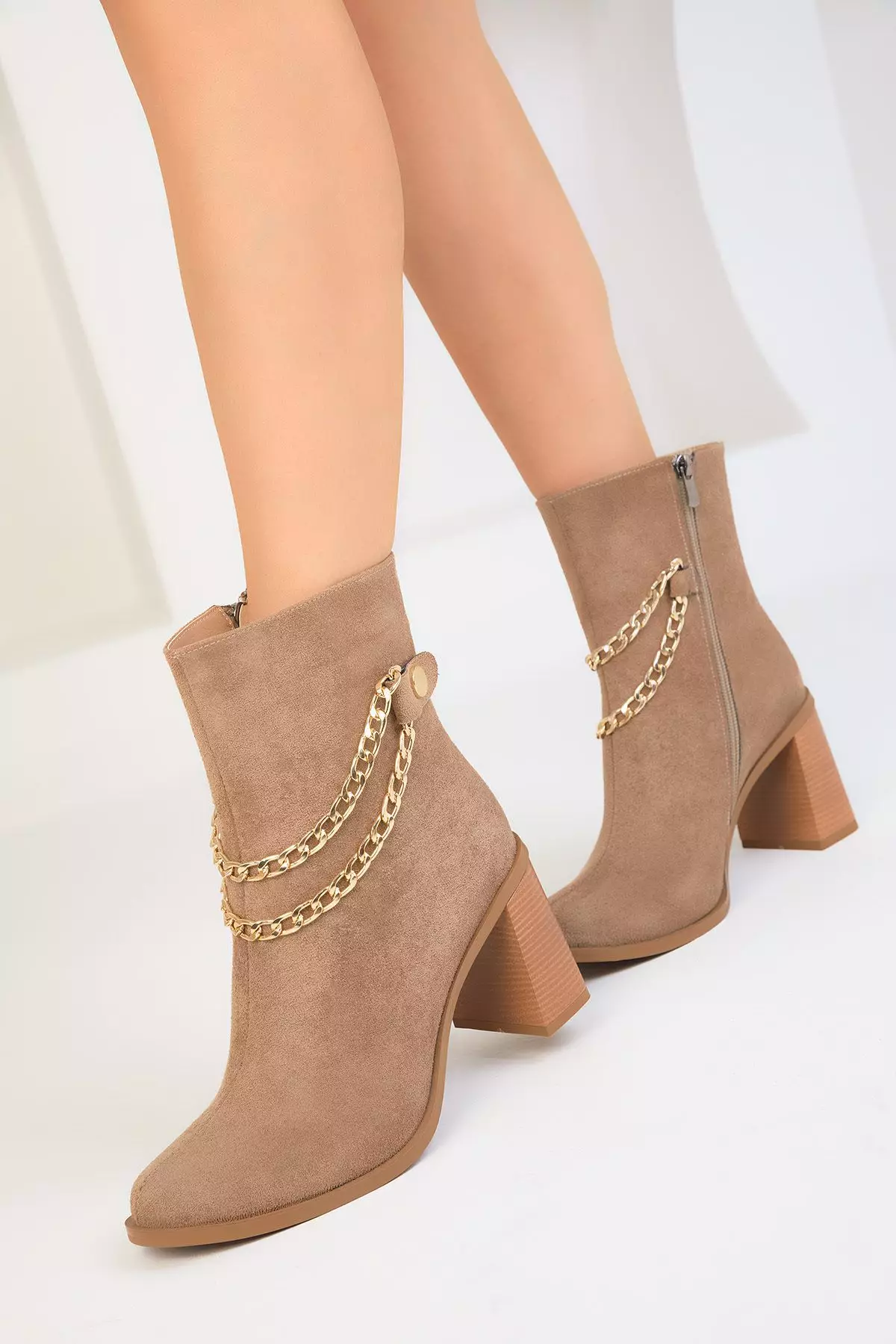 Jual Soho Mink Suede Boots Original 2024 | ZALORA Indonesia
