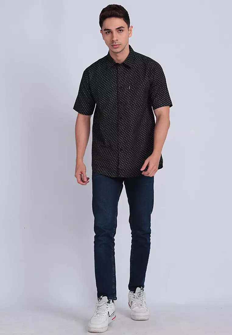 Jual REMIX JEANS Kemeja Reguler E027P01 Original 2026 | ZALORA Indonesia