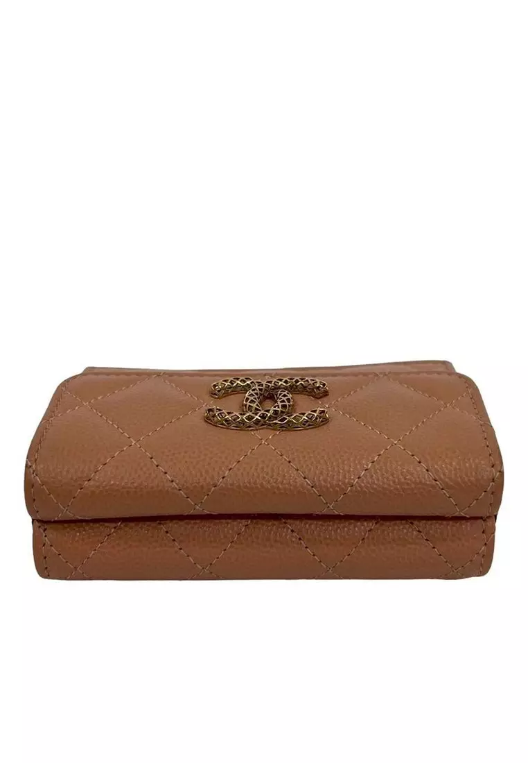 Buy CHANEL Pre-Loved Chanel Cc Quilted Caviar Trifold Wallet 2026 ...