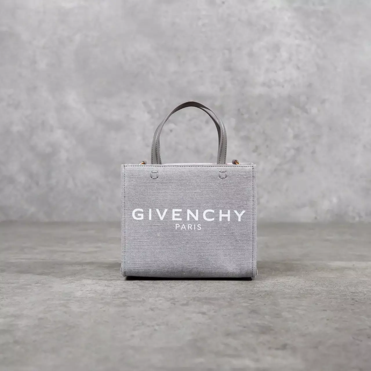 Jual Givenchy Tas GIVENCHY TEXT WHITE GREY MINI TOTE BAG WITH LONG ...