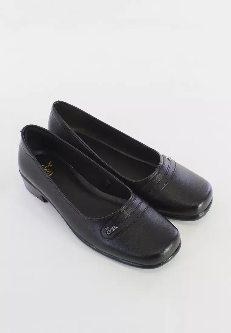 Jual DEA Sepatu Pantofel Wanita 2411-IKN 04 Original 2024 | ZALORA ...