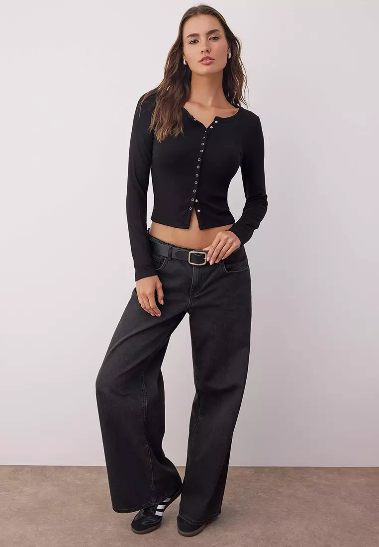 Buy Trendyol Black Full Front Snap Fitted/Body-Smoothing Knitted Blouse ...