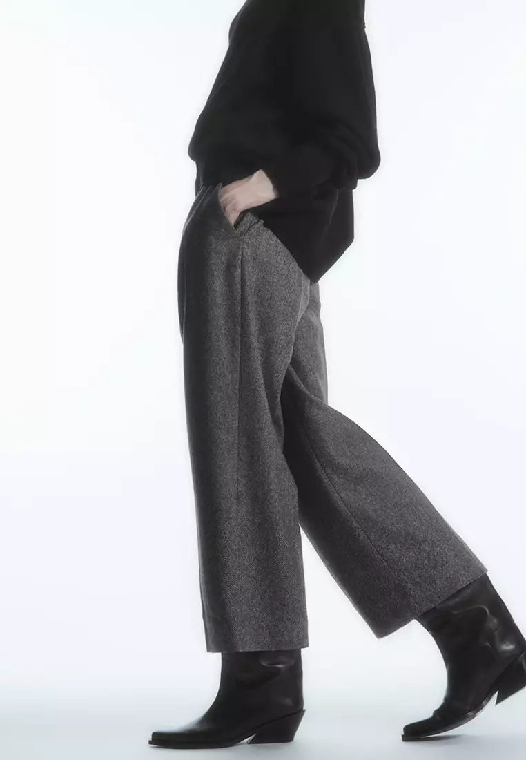 COS Tailored Wool-Flannel Culottes 2025 | Buy COS Online | ZALORA Hong Kong