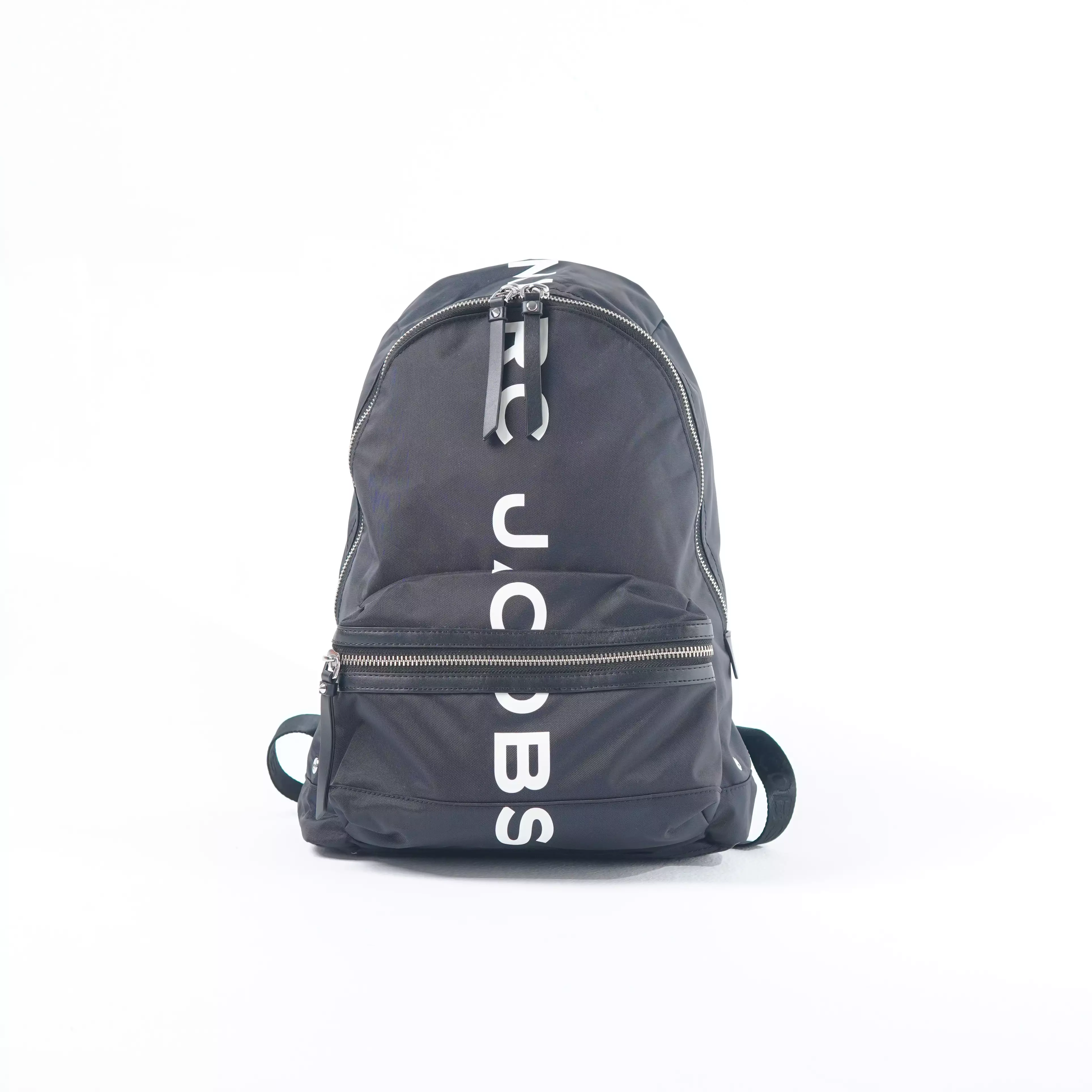 Jual Marc Jacobs Tas MARC JACOBS TEXT CLASSIC WHITE BLACK BACKPACK 100% ...