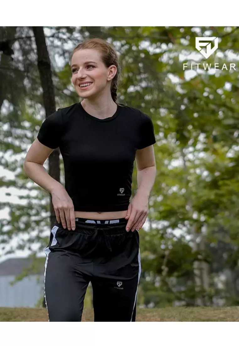 Jual FITWEAR FITWEAR - CRYSTAL BASIC CROPTOP - BLACK Original 2024 ...