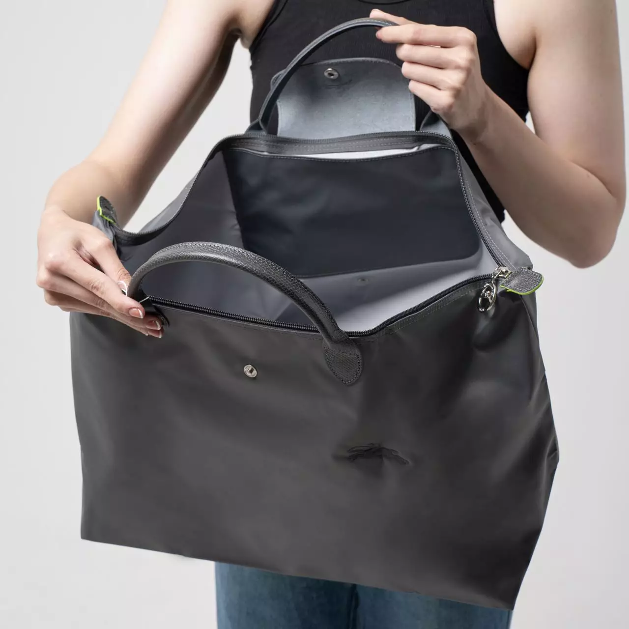 Jual LONGCHAMP Le Pliage Green Small Travel Bag Graphite Original 2026 ...