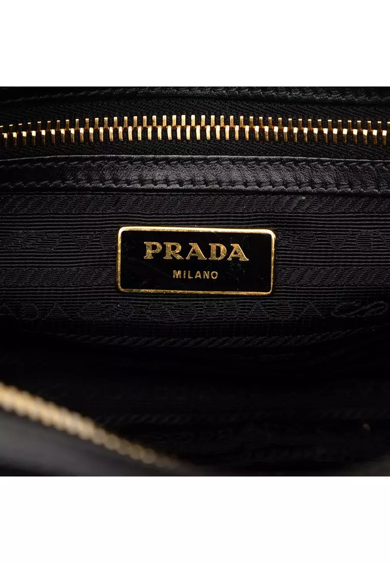 Buy Prada Pre-Loved Prada Tessuto Camera Bag 2026 Online | ZALORA ...