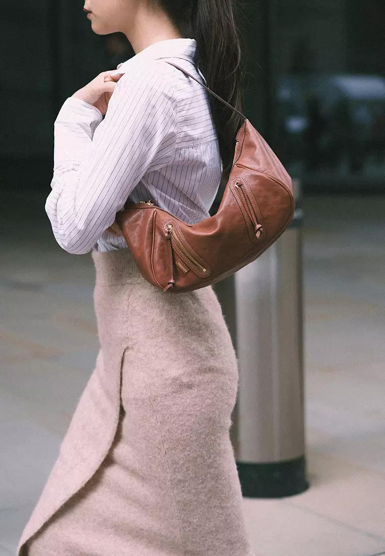 BERACAMY Ursula V11 2-Way Drape Hobo / Crossbody Bag Small - Cacao 2025 ...