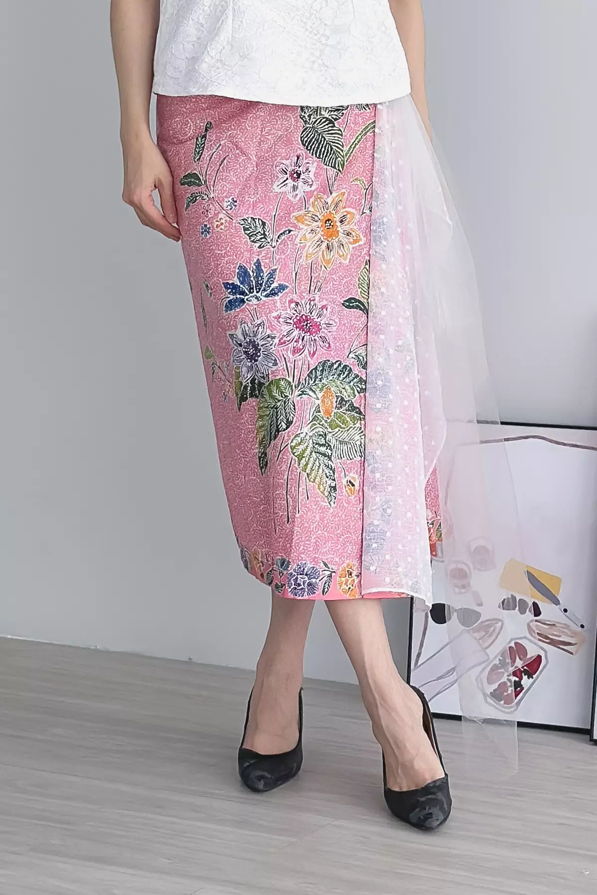 Jual DhieVine Batik Indira Encim Pink Lace Sarong Original 2025 ...