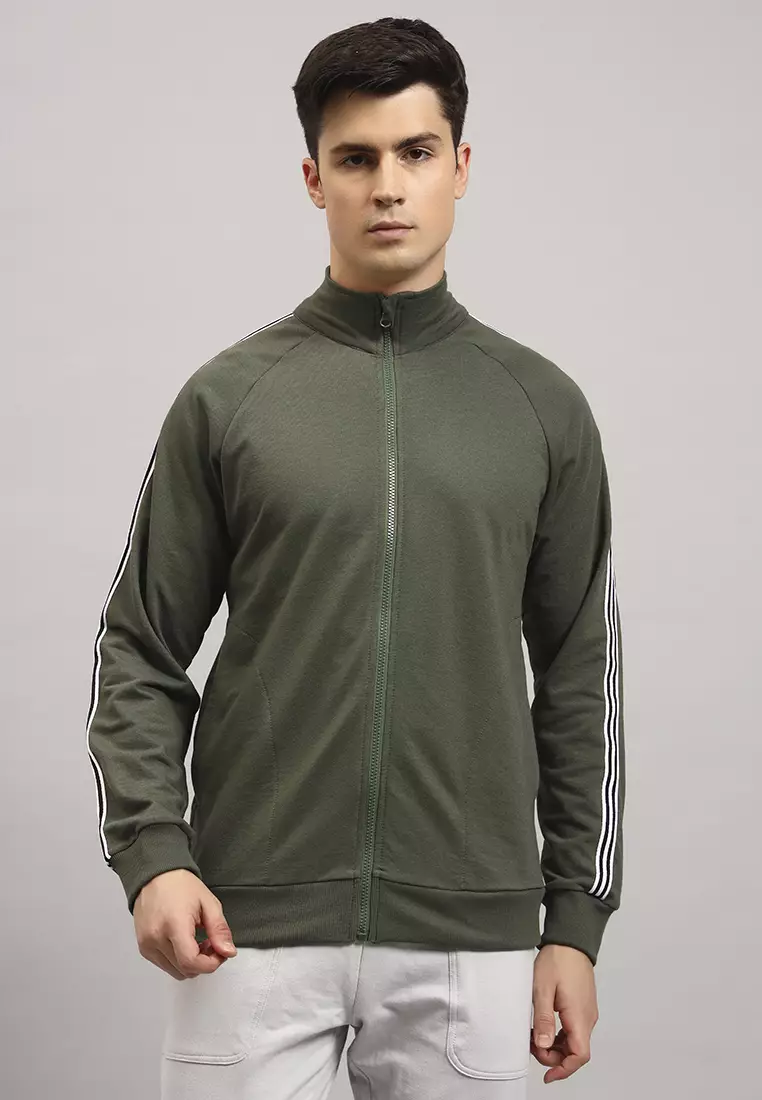 Buy Fitleasure Men's CoreSync High-Neck Performance Green Jacket Online ...