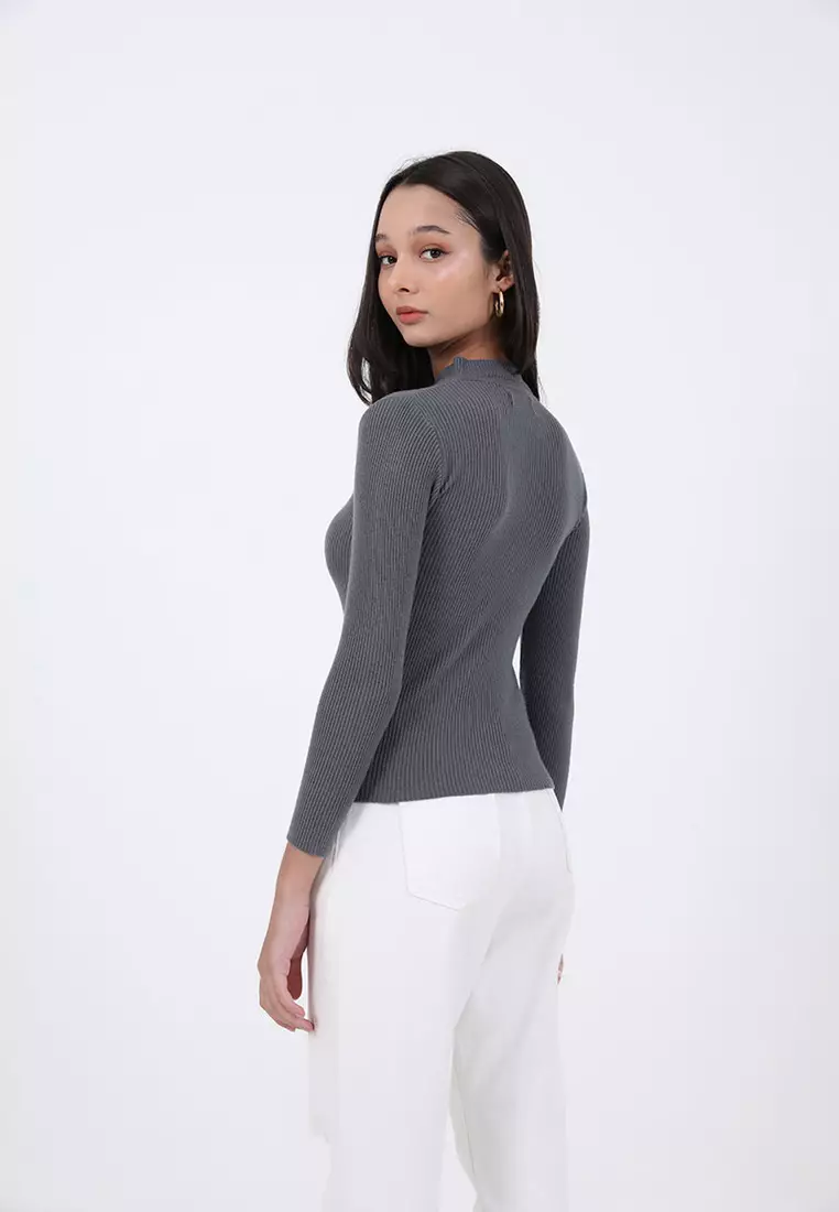 Jual Berrybenka Label Elora Turleneck Top Grey Original 2025 | ZALORA ...