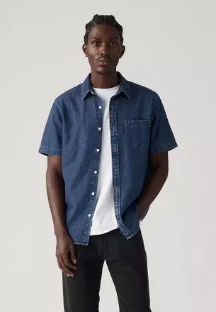 Jual Levi's Pria 100% Original di ZALORA