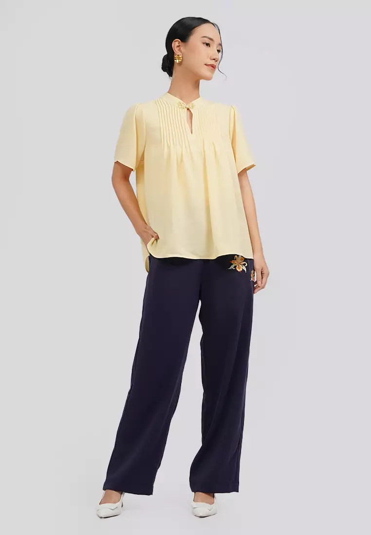 Jual Executive Puff Sleeve Cheongsam Blouse Original 2025 | ZALORA Indonesia