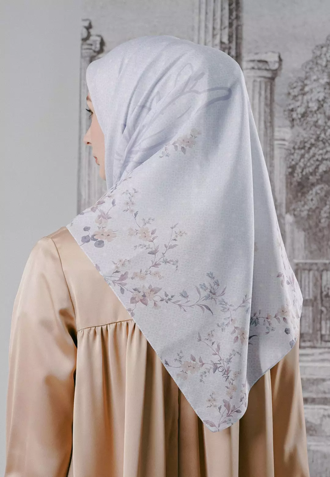 Jual ZOYA MICHELIA Scarf Off White - Kerudung Hijab Segiempat Motif With Pouch Ziplock - Bahan ...