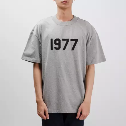 ESSENTIALS Original Official Store di ZALORA Indonesia