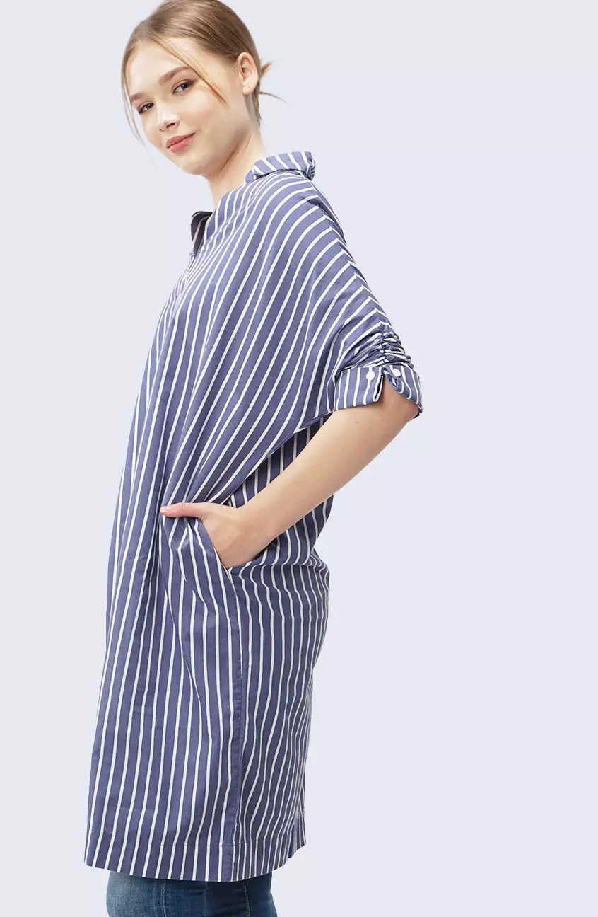 Jual LOGO JEANS Dress Syasya Stripe Navy White Original 2025 | ZALORA ...