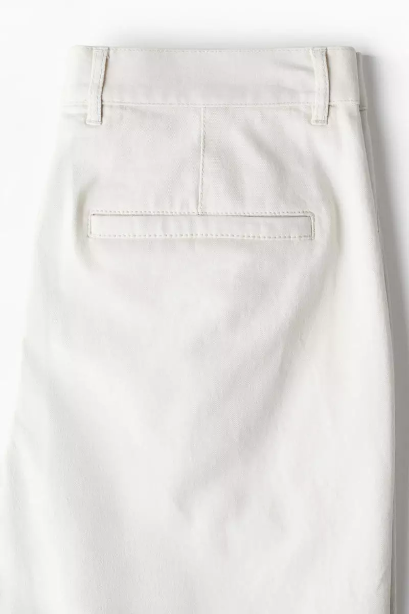 Buy H&M Regular Fit Chino shorts Online | ZALORA Malaysia
