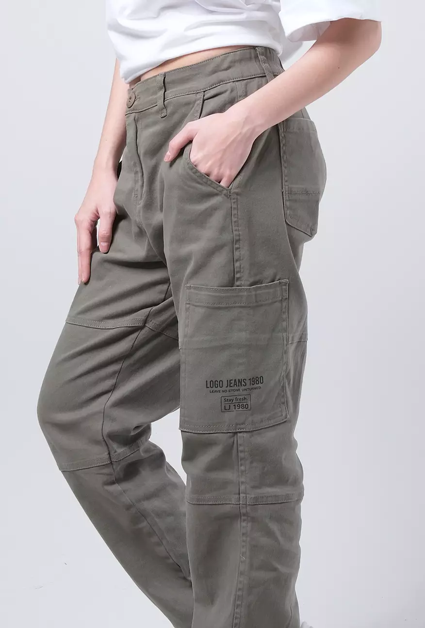 Jual LOGO JEANS Logo Jeans Celana Wanita Cargo Trisha Army Original ...