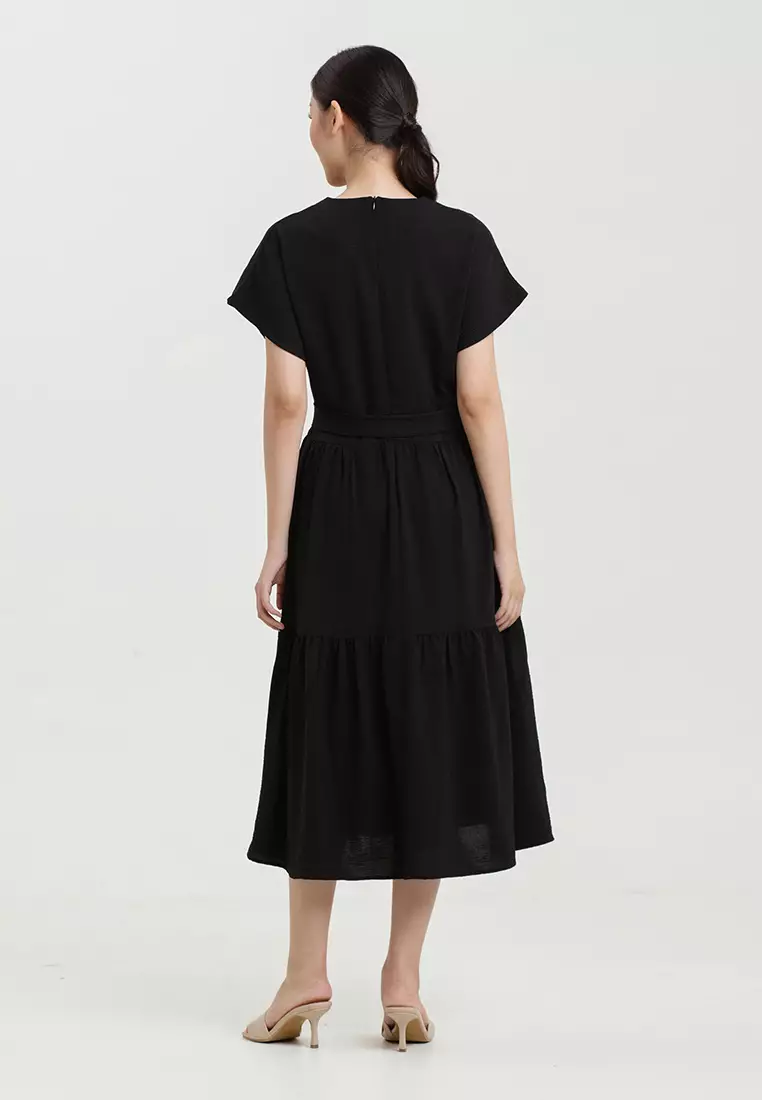 Jual Cloth Inc Holly Overlap Midi Dress in Black Original 2025 | ZALORA ...