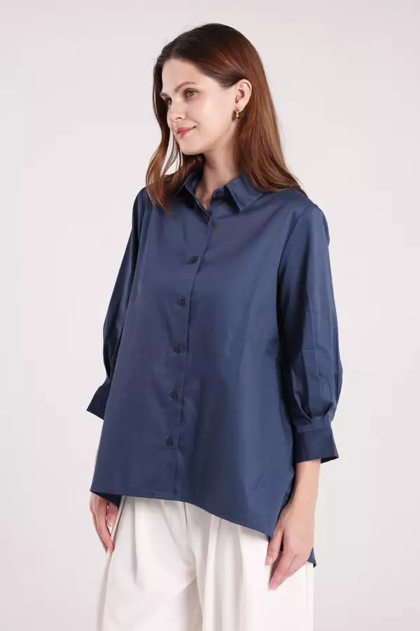 Jual Minimal Minimal x Devina Putri - Xaviera - Kemeja A Line - Navy Colour Navy Original 2025 ...