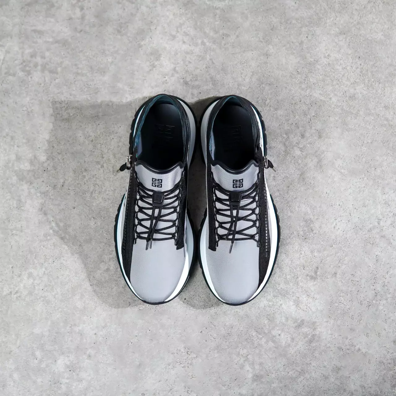 Jual Givenchy Sepatu GIVENCHY SPECTRE RUNNER GREY BLACK ZIP SNEAKER 100 ...