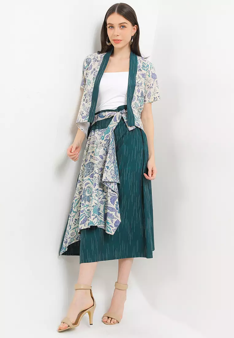 Jual Rianty Batik Setelan Noella White Original 2025 | ZALORA Indonesia