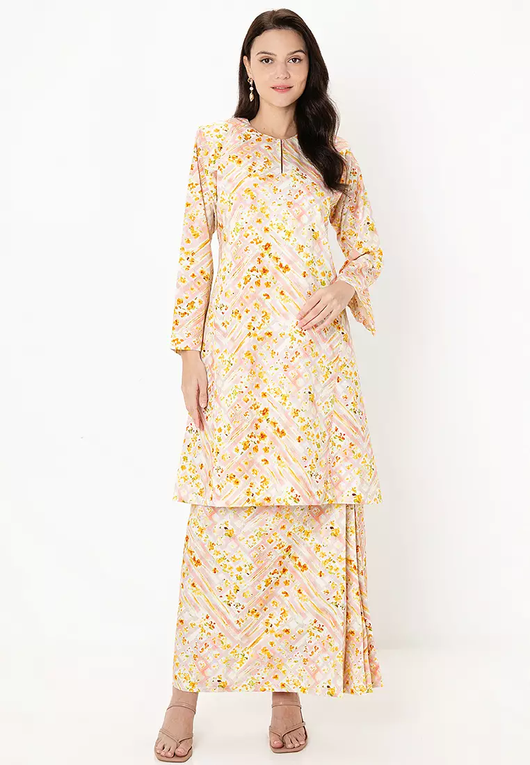 Buy Butik Sireh Pinang Baju Kurung Pahang Sania Online | ZALORA Malaysia