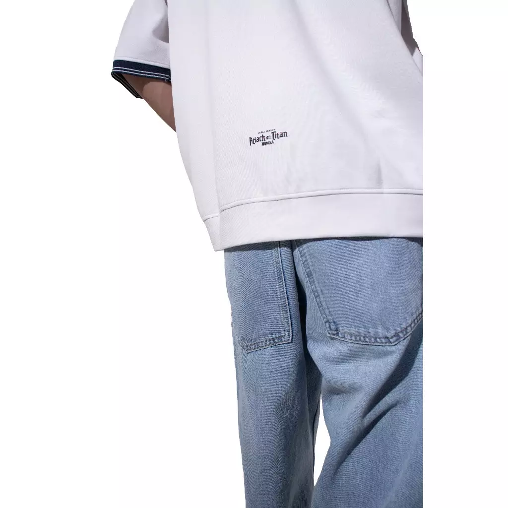 Jual Larusso Larusso | Attack on Titan Oversize T-Shirt Colossal Titan ...