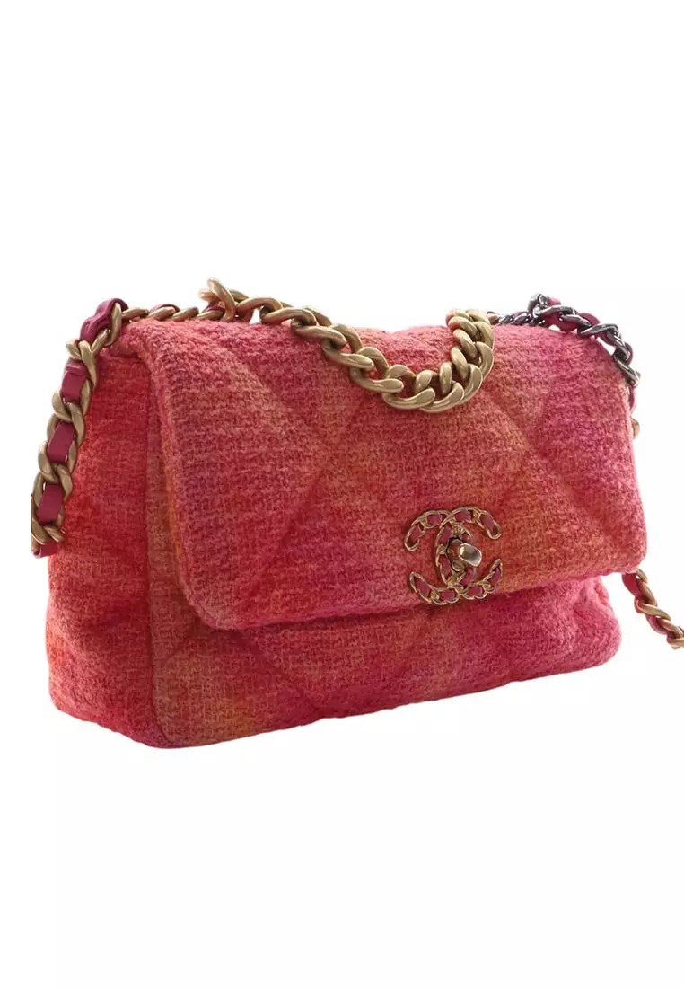 Buy CHANEL Pre-Loved Chanel Medium Tweed Ombre 19 Flap 2026 Online ...