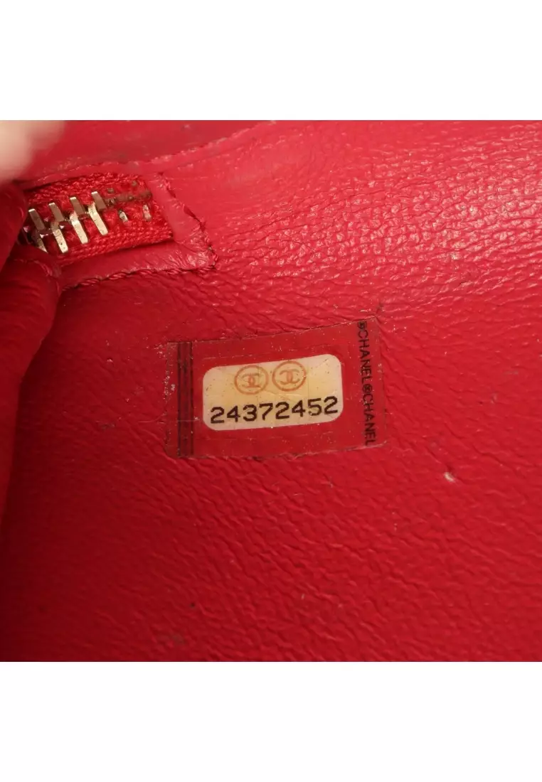 Buy CHANEL Pre-Loved Chanel Business Affinity matelasse chain shoulder ...