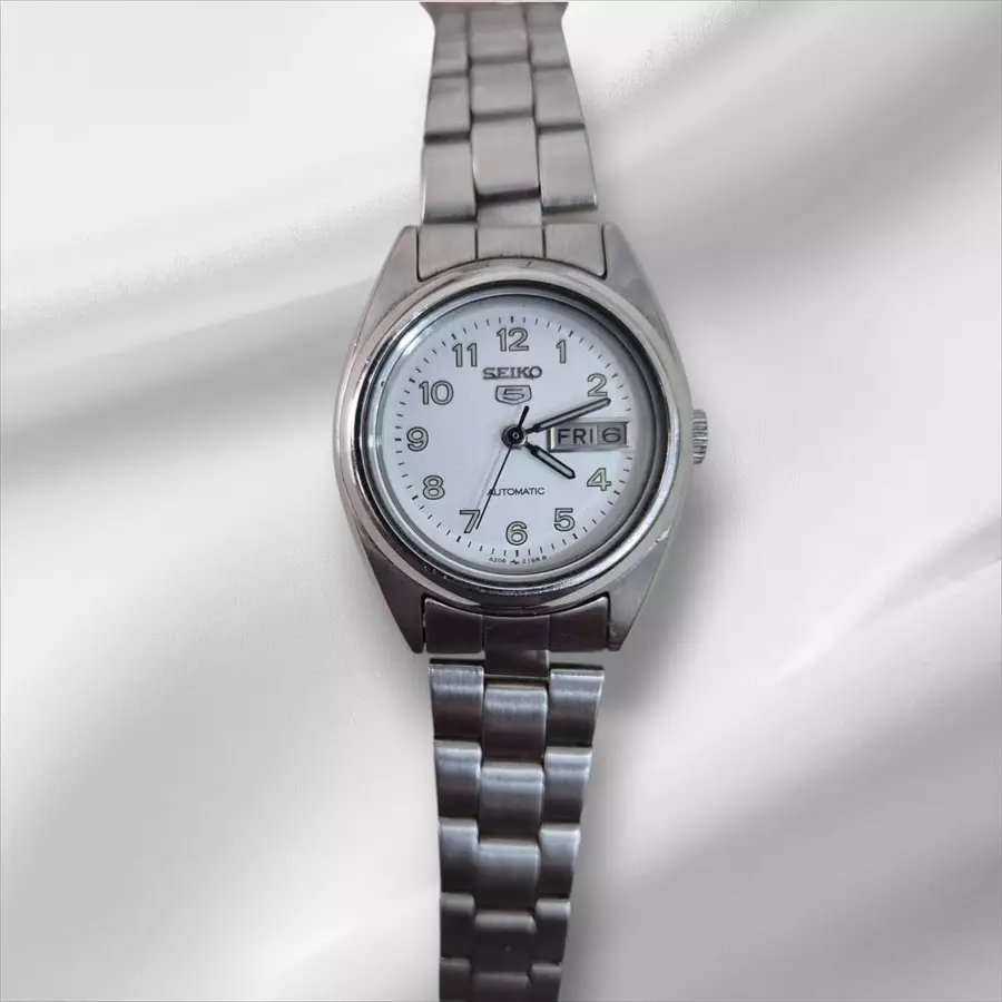 Jual Seiko Seiko SKXP15 Silver Silver Cewek Original 2025 | ZALORA ...