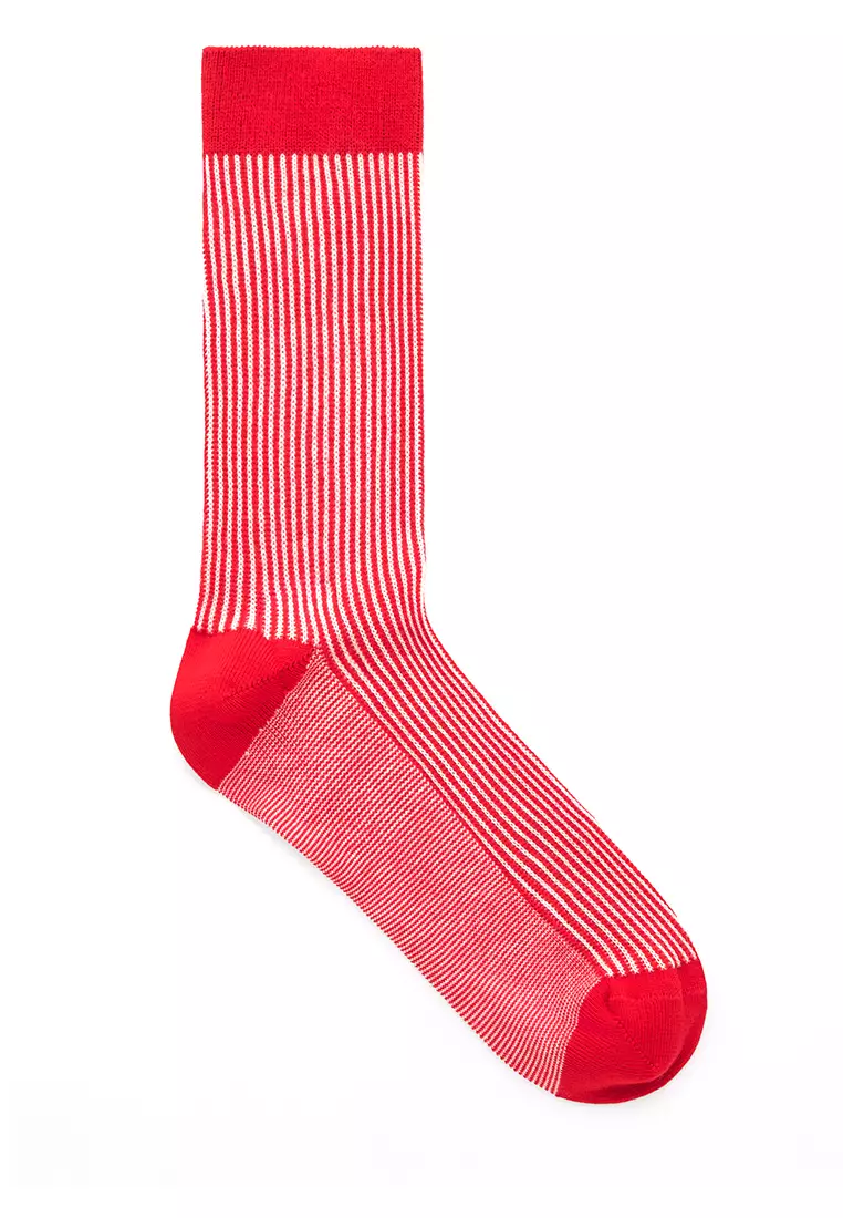線上選購 COS Striped Ribbed-Knit Socks | ZALORA 台灣