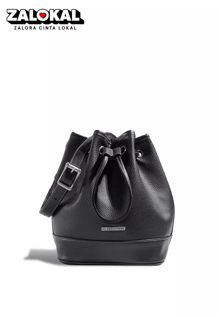 C2 Outfitters Original Official Store di ZALORA Indonesia